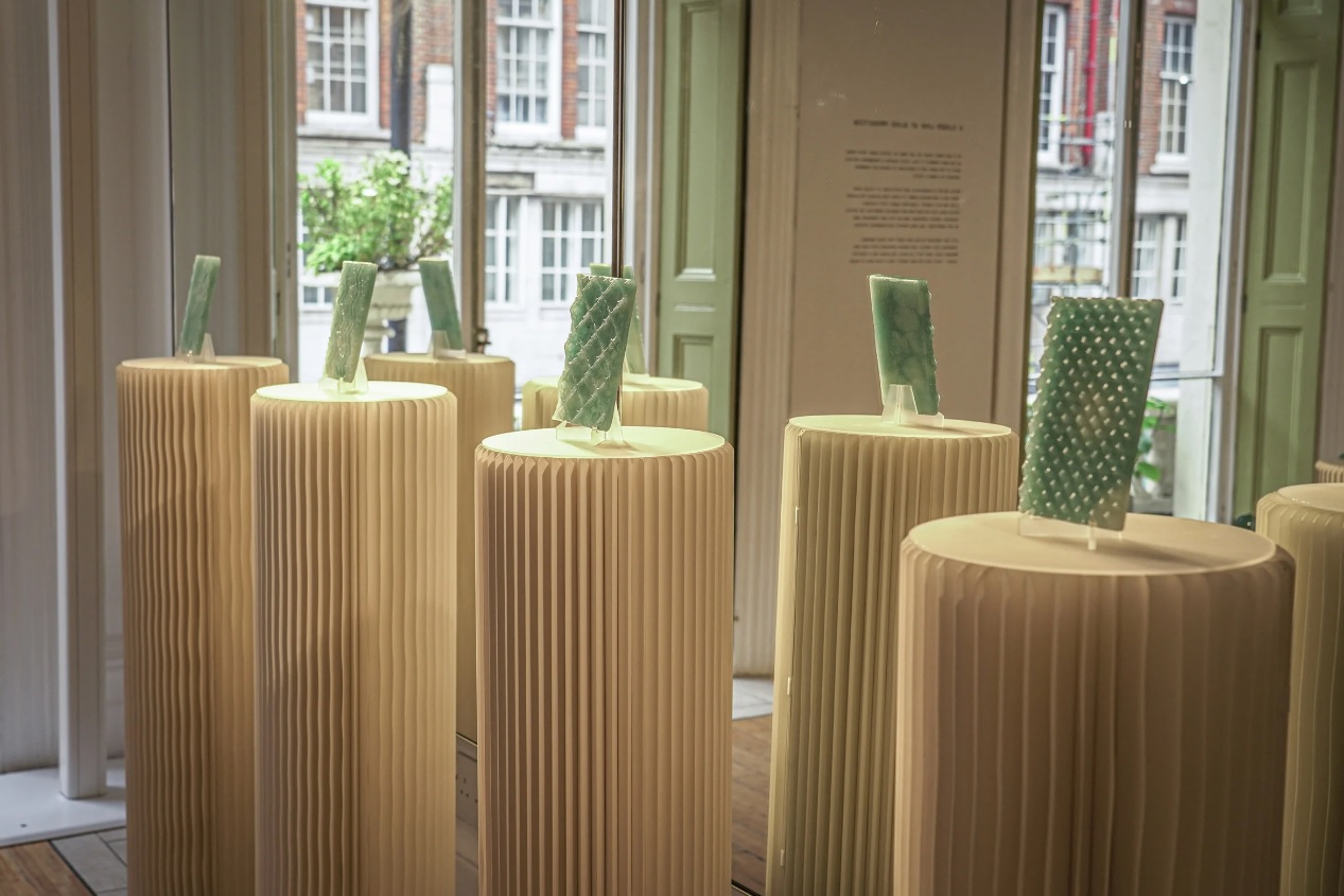 From mussel shells: bioglass was created in London for cladding ...