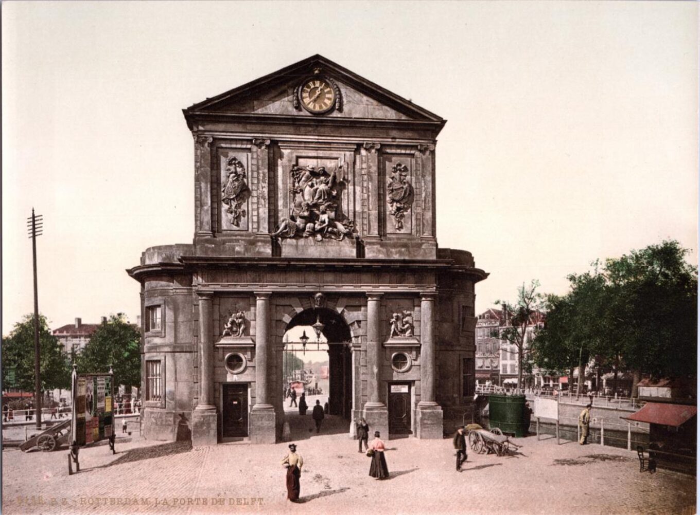 The new heart of Rotterdam. Post-war reconstruction of the destroyed ...