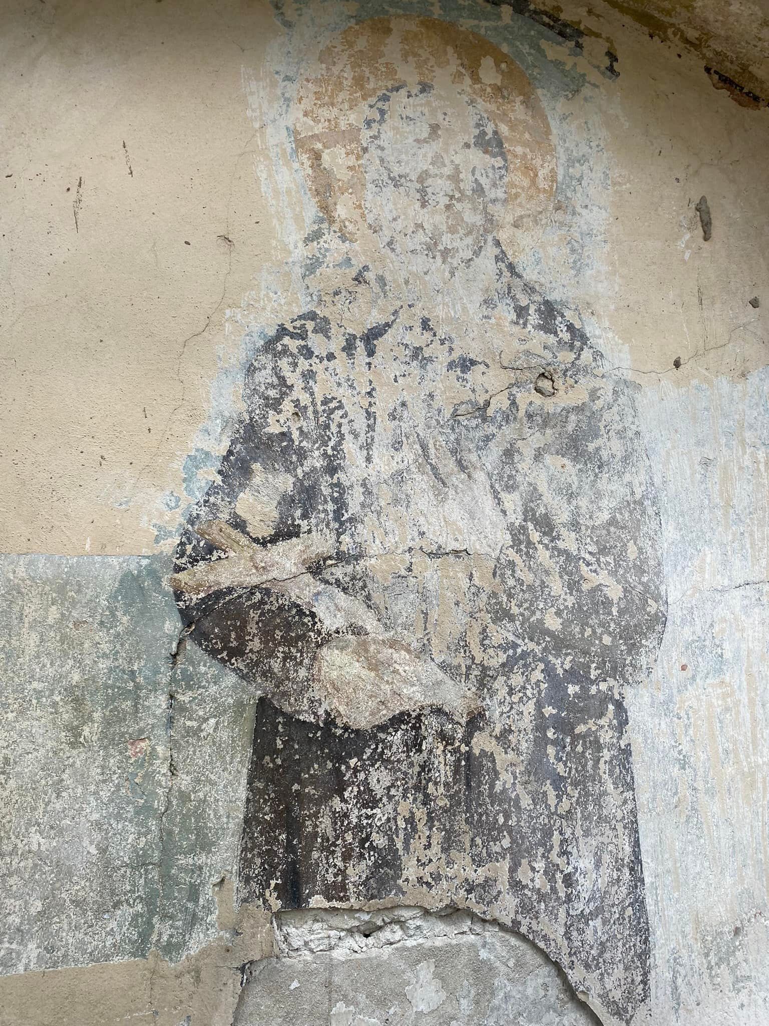 The discovered icon is being restored in the Museum of Metropolitan ...