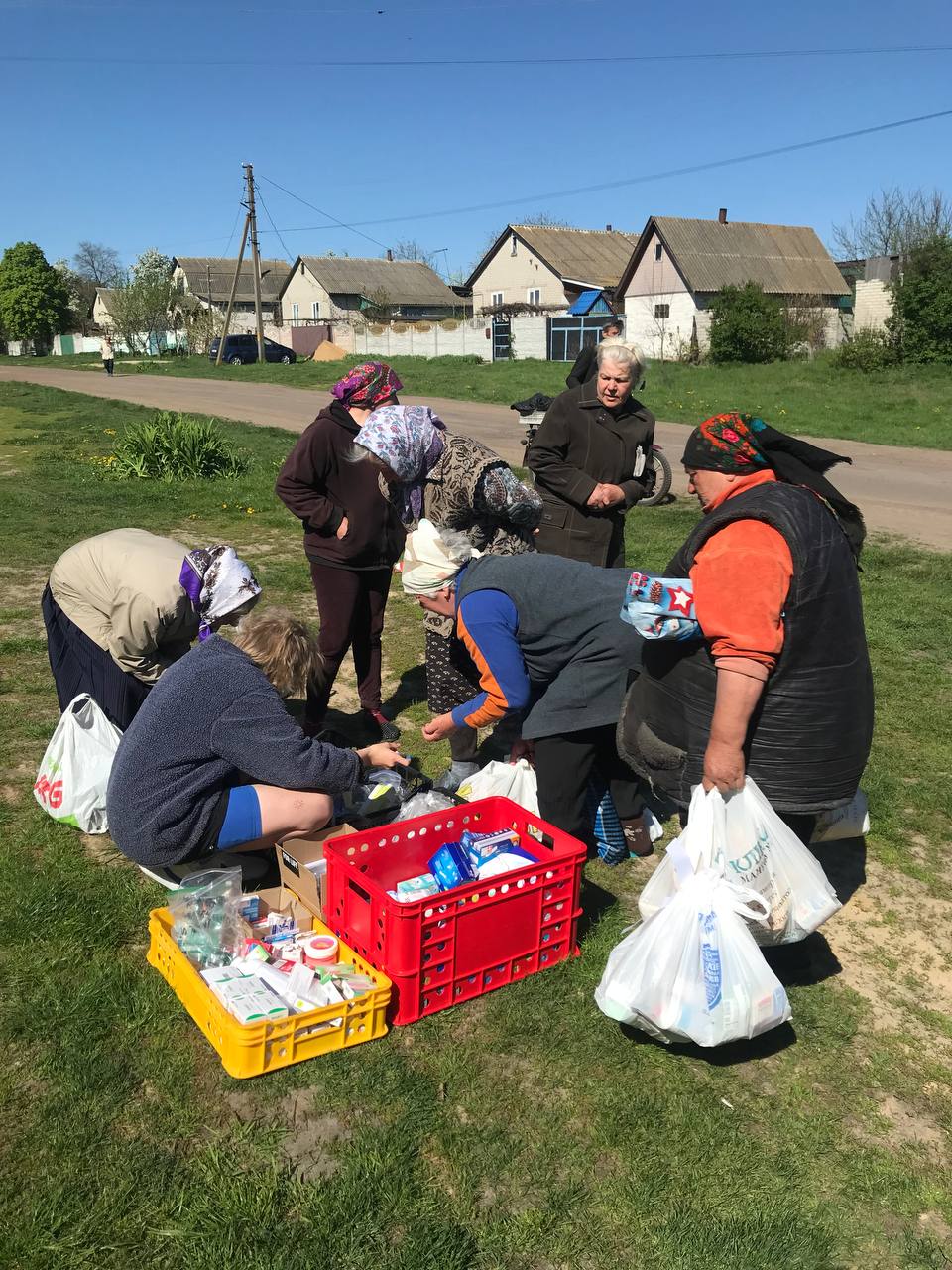 El equipo del café "Lypa" de Kiev restaura las aldeas destruidas de la ...