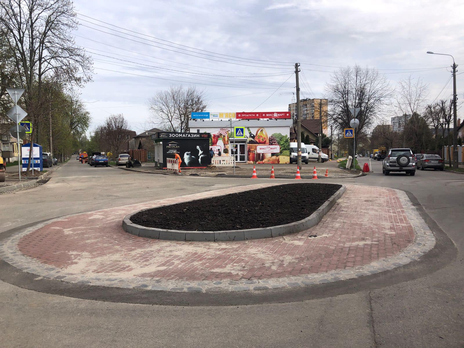 The number of safe roundabouts will increase in Kyiv - PRAGMATIKA.MEDIA ...