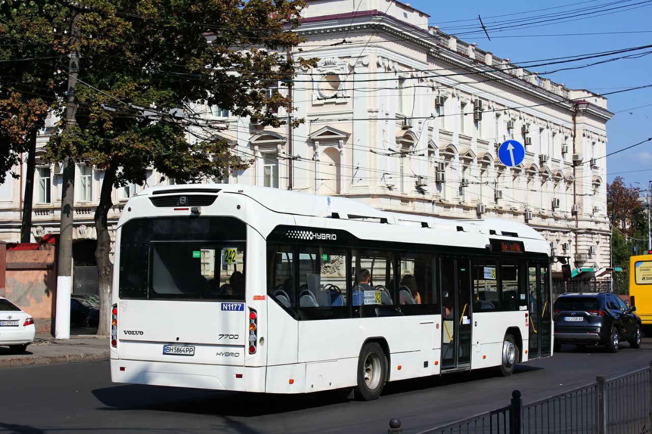 The first hybrid bus appeared on Odesa routes - PRAGMATIKA.MEDIA ...