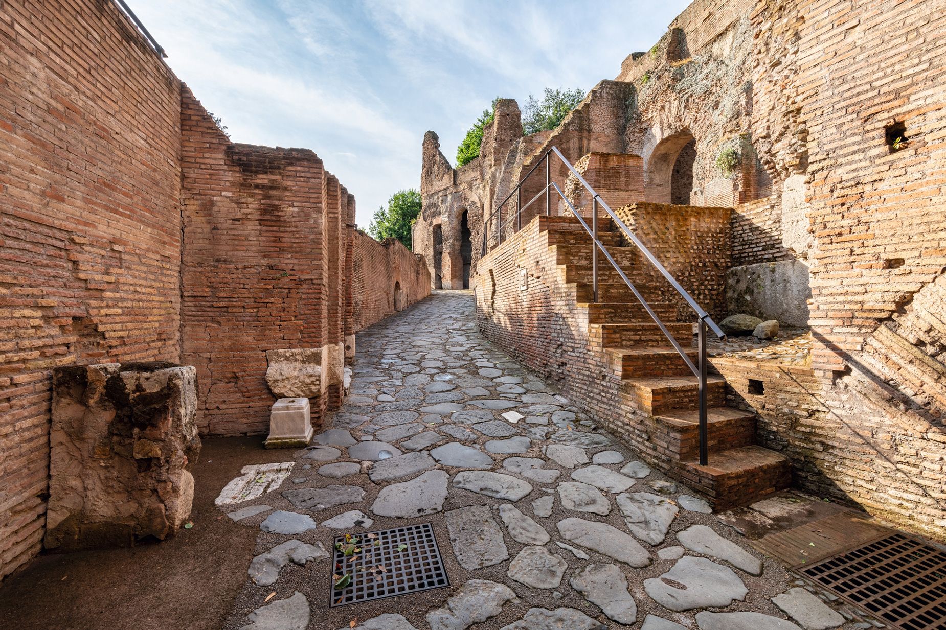 In Rome, after 50 years of decline, the ancient Roman palace of ...