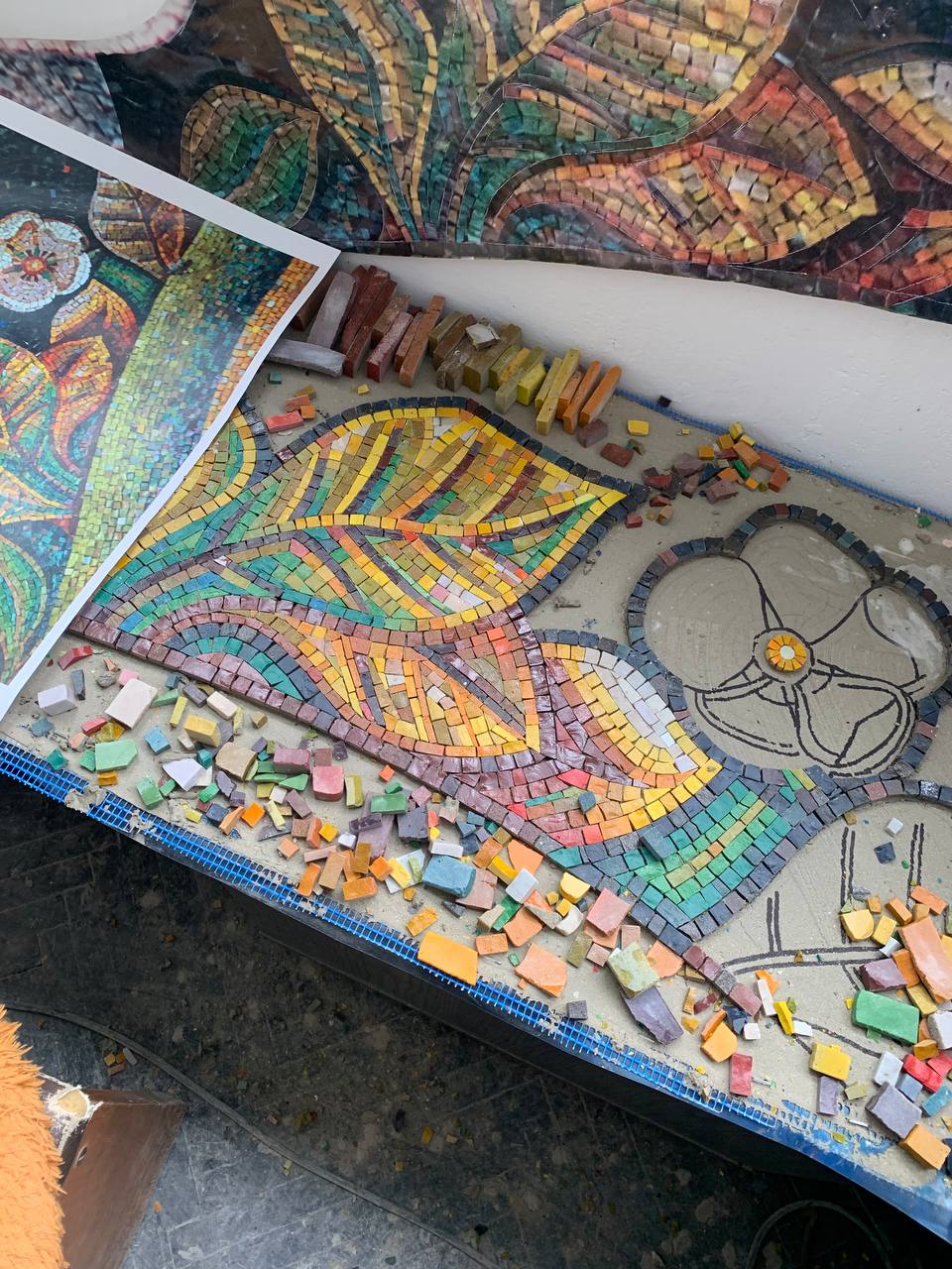 The "Information Space" mosaic is being restored in Lviv - PRAGMATIKA ...