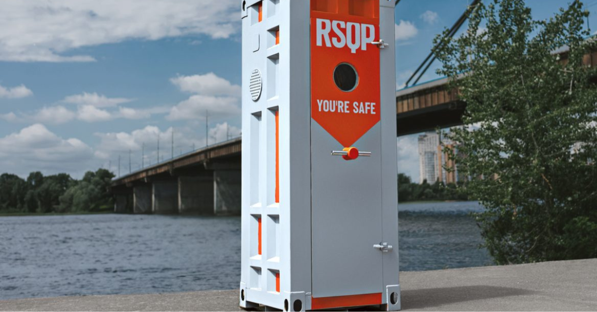 A Ukrainian company has developed a rescue capsule for individual human ...