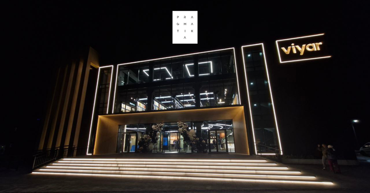 A new lighting project from LOFU: VIYAR - PRAGMATIKA.MEDIA showroom ...