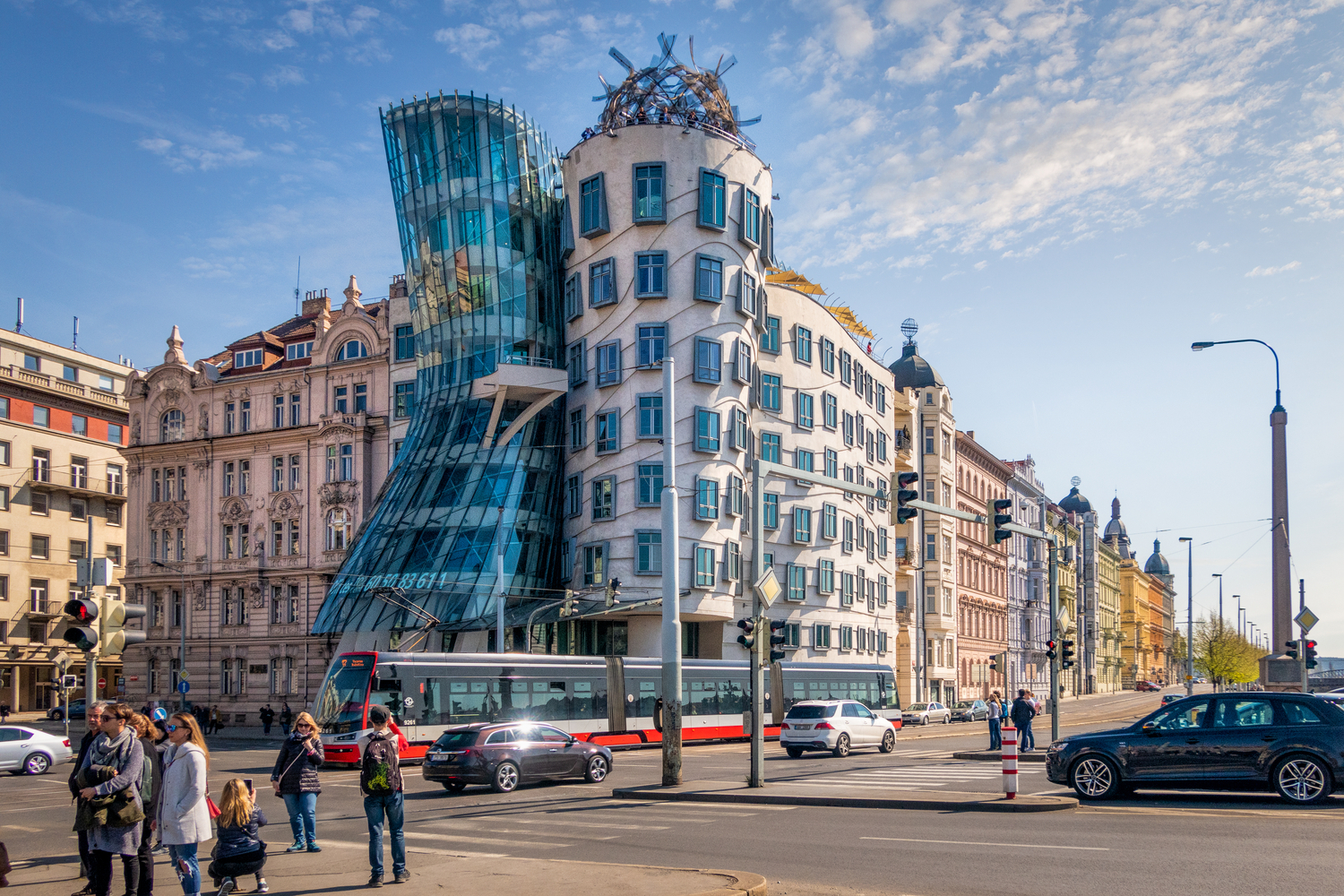 Frank Gehry, een van 's werelds meest invloedrijke architecten, is op ...